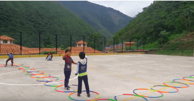 Aros en Educación Física, juegos y tareas