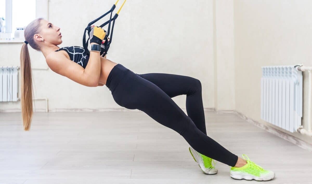 ᐅ Remo invertido: 1 gran ejercicio para mejorar tracciones