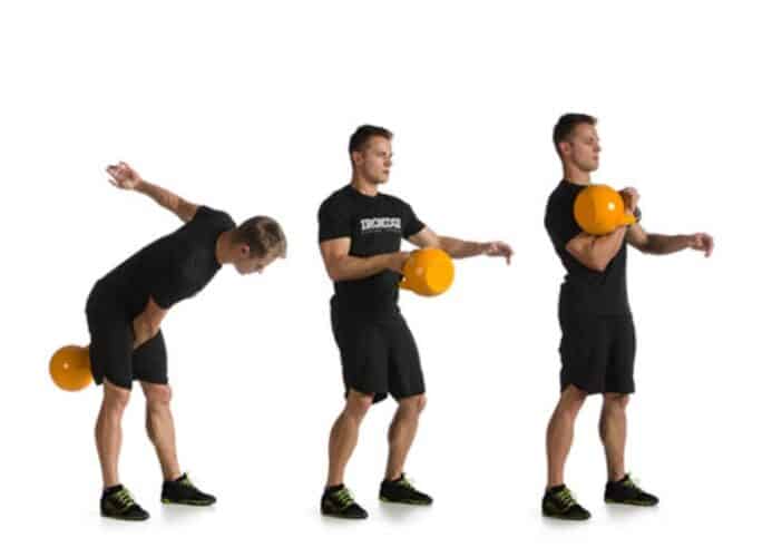 Técnica del kettlebell clean: 1 Progresión en el interior