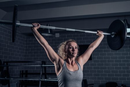 Push press: potencia, técnica e impulso - 1 Guía completa
