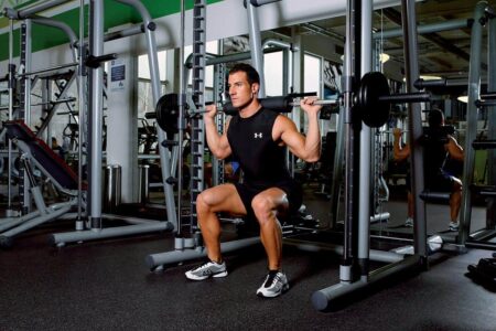 Smith Machine Squat - 5 Benefits You Should Know